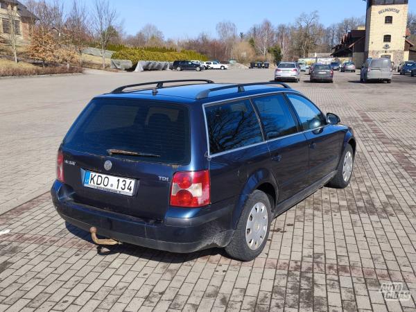 Zils Volkswagen Passat 2004 Viļņa, ar dzinēja tilpumu 1.90 L un nobraukumu 344 tūkst. km par 1450 €, foto 4 vietnē AUTOMOTO.COM.LV