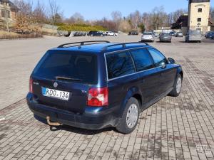 Blue Volkswagen Passat 2004 in Vilnius, with an engine capacity of 1.90 L and mileage of 344 thousand km for 1450 €, photo 4 on AUTOMOTO.COM.LV