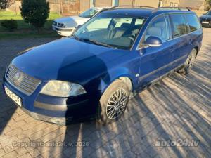 Zils Volkswagen Passat 2004 Elva, ar dzinēja tilpumu 1.90 L un nobraukumu 320 tūkst. km par 2200 €, foto 7 vietnē AUTOMOTO.COM.LV