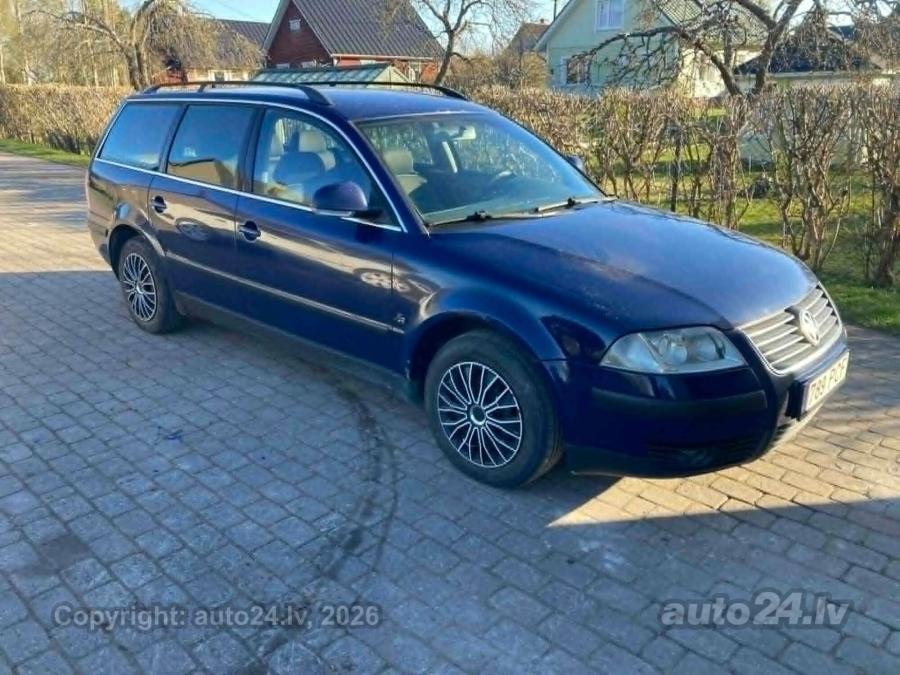 Zils Volkswagen Passat 2004 Elva, ar dzinēja tilpumu 1.90 L un nobraukumu 320 tūkst. km par 2200 €, foto 9 vietnē AUTOMOTO.COM.LV