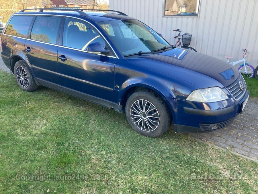 Zils Volkswagen Passat 2004 Elva, ar dzinēja tilpumu 1.90 L un nobraukumu 320 tūkst. km par 2200 €, foto 16 vietnē AUTOMOTO.COM.LV