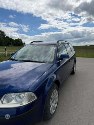 Blue Volkswagen Passat 2004 in Vilnius, with an engine capacity of 1.90 L and mileage of 361 thousand km for 2500 €, photo 13 on AUTOMOTO.COM.LV