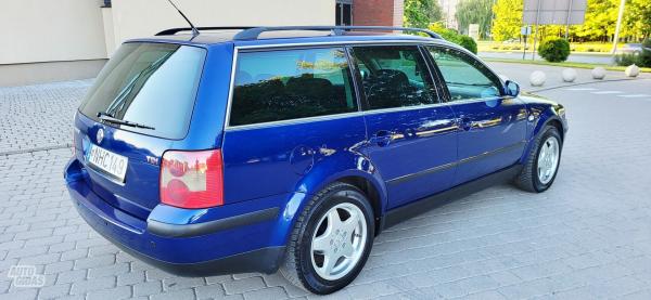 Zils Volkswagen Passat 2004 Kauņa, ar dzinēja tilpumu 1.90 L un nobraukumu 322 tūkst. km par 999 €, foto 1 vietnē AUTOMOTO.COM.LV