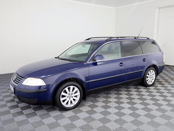 Blue Volkswagen Passat 2004 in Tallinn, with an engine capacity of 1.90 L and mileage of 396 thousand km for 1199 €, photo 3 on AUTOMOTO.COM.LV