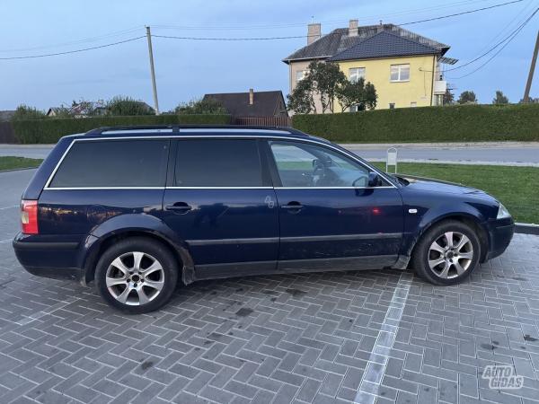 Volkswagen Passat 2004 Panevēža vietnē Zils Volkswagen Passat 2004 Panevēža, ar dzinēja tilpumu 1.90 L un nobraukumu 0 tūkst. km par 980 €, foto 5 vietnē AUTOMOTO.COM.LV