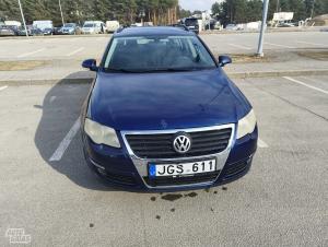 Blue Volkswagen Passat 2005 in Vilnius, with an engine capacity of 2.00 L and mileage of 234 thousand km for 740 €, photo 5 on AUTOMOTO.COM.LV