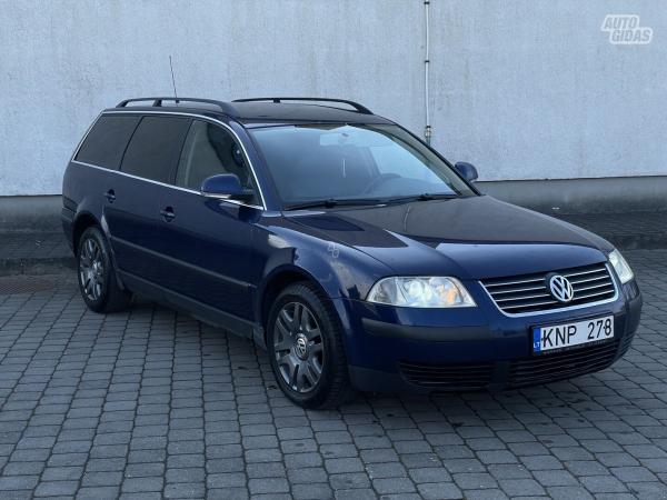 Blue Volkswagen Passat 2005 in Silute, with an engine capacity of 1.90 L and mileage of 434 thousand km for 1750 €, photo 1 on AUTOMOTO.COM.LV