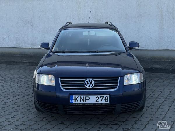 Blue Volkswagen Passat 2005 in Silute, with an engine capacity of 1.90 L and mileage of 434 thousand km for 1750 €, photo 2 on AUTOMOTO.COM.LV