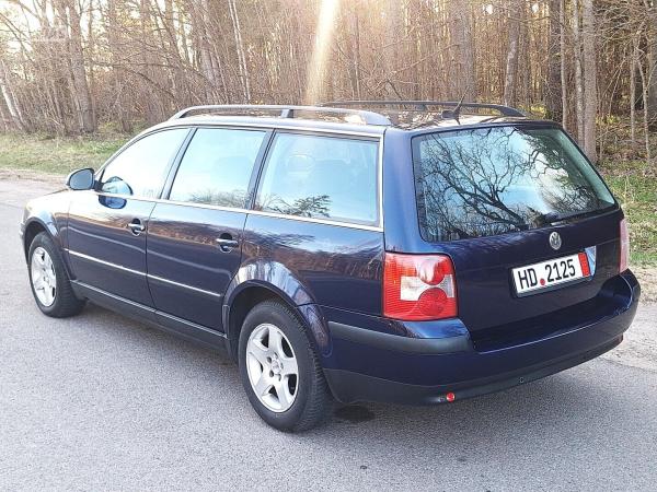 Zils Volkswagen Passat 2005 Mažeikiai, ar dzinēja tilpumu 2.00 L un nobraukumu 326 tūkst. km par 2299 €, foto 9 vietnē AUTOMOTO.COM.LV
