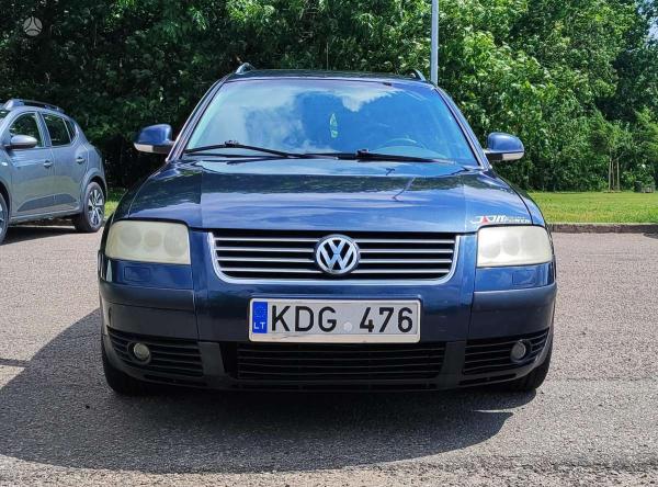Blue Volkswagen Passat 2005 in Vilnius, with an engine capacity of 1.97 L and mileage of 274 thousand km for 1600 €, photo 1 on AUTOMOTO.COM.LV