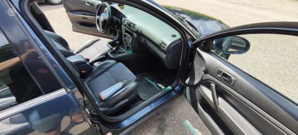 Blue Volkswagen Passat 2005 in Vilnius, with an engine capacity of 1.97 L and mileage of 274 thousand km for 1600 €, photo 10 on AUTOMOTO.COM.LV