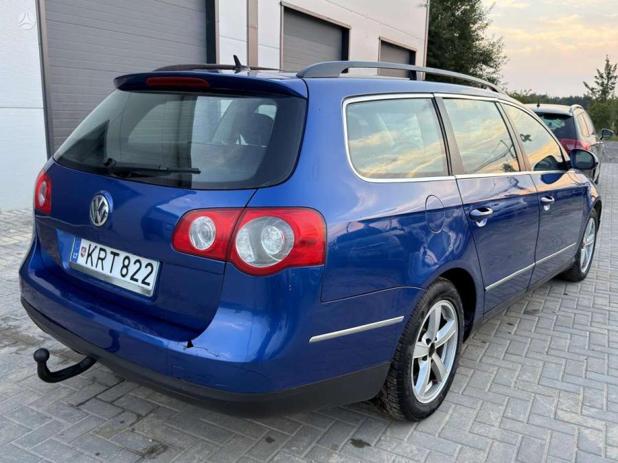 Zils Volkswagen Passat 2005 Viļņa, ar dzinēja tilpumu 1.90 L un nobraukumu 387 tūkst. km par 1100 €, foto 8 vietnē AUTOMOTO.COM.LV