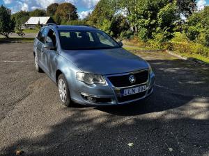 Zils Volkswagen Passat 2005 Telšiai, ar dzinēja tilpumu 2.00 L un nobraukumu 343 tūkst. km par 800 €, foto  vietnē AUTOMOTO.COM.LV