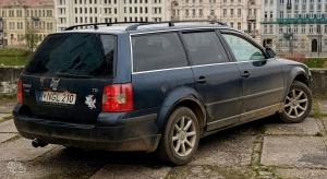 Zils Volkswagen Passat 2005 Viļņa, ar dzinēja tilpumu 1.90 L un nobraukumu 500 tūkst. km par 650 €, foto 7 vietnē AUTOMOTO.COM.LV