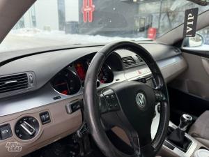 Zils Volkswagen Passat 2006 Kauņa, ar dzinēja tilpumu 2.00 L un nobraukumu 375 tūkst. km par 1550 €, foto 10 vietnē AUTOMOTO.COM.LV