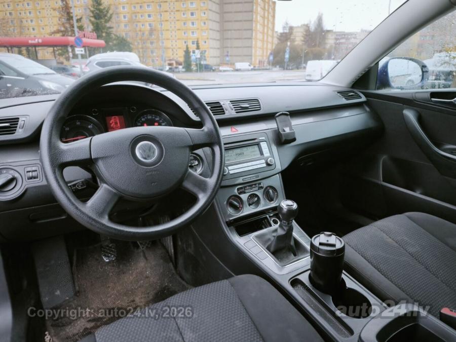 Blue Volkswagen Passat 2006 in Tartu, with an engine capacity of 2.00 L and mileage of 0 thousand km for 999 €, photo 11 on AUTOMOTO.COM.LV