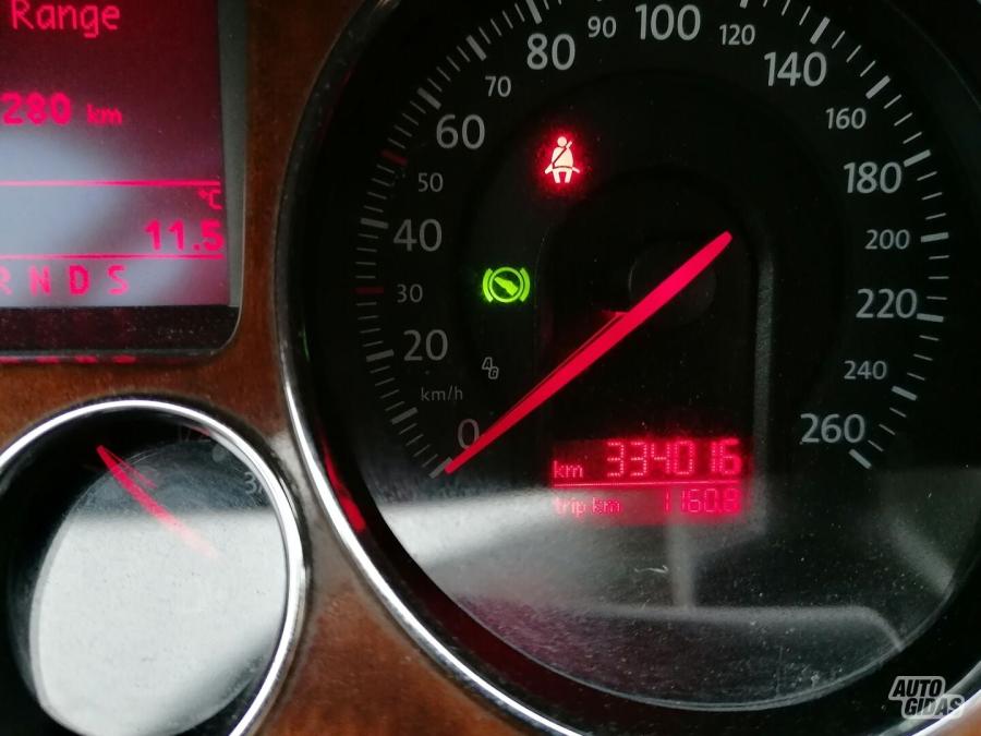 Zils Volkswagen Passat 2006 Viļņa, ar dzinēja tilpumu 2.00 L un nobraukumu 330 tūkst. km par 1850 €, foto 15 vietnē AUTOMOTO.COM.LV