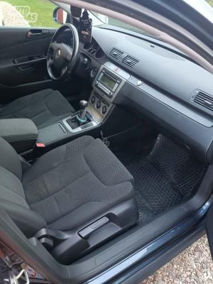 Blue Volkswagen Passat 2006 in Vilnius, with an engine capacity of 2.00 L and mileage of 344 thousand km for 1950 €, photo 19 on AUTOMOTO.COM.LV