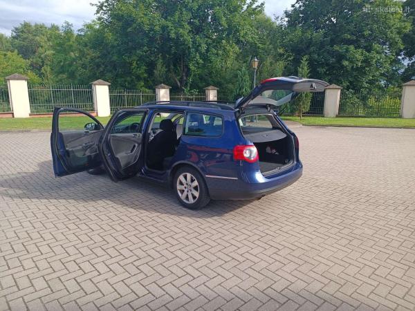 Blue Volkswagen Passat 2006 in Druskininkai, with an engine capacity of 1.60 L and mileage of 226 thousand km for 1800 €, photo 2 on AUTOMOTO.COM.LV