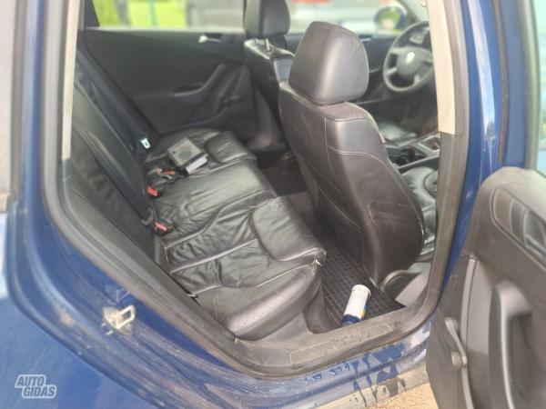 Blue Volkswagen Passat 2006 in Kaunas, with an engine capacity of 2.00 L and mileage of 260 thousand km for 1200 €, photo 9 on AUTOMOTO.COM.LV