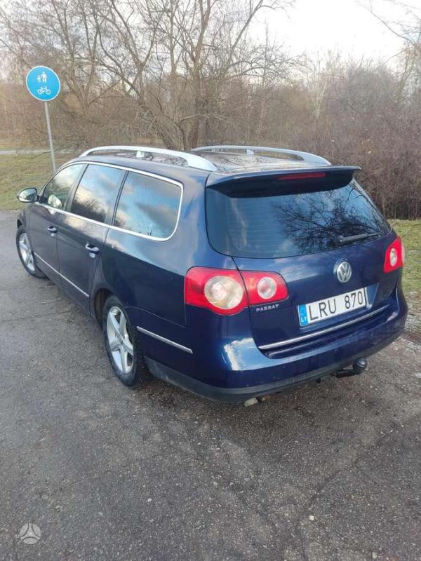 Zils Volkswagen Passat 2007 Panevēža, ar dzinēja tilpumu 1.97 L un nobraukumu 377 tūkst. km par 1750 €, foto 6 vietnē AUTOMOTO.COM.LV