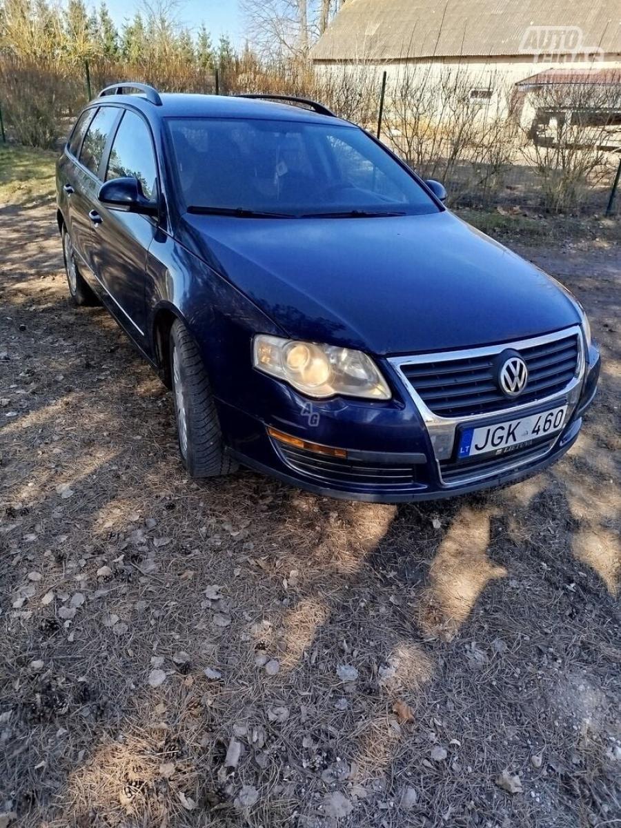 Blue Volkswagen Passat 2007 in Vilkaviskis, with an engine capacity of 1.90 L and mileage of 320 thousand km for 750 €, photo 2 on AUTOMOTO.COM.LV