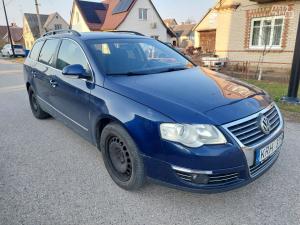 Blue Volkswagen Passat 2007 in Alytus, with an engine capacity of 1.90 L and mileage of 399 thousand km for 1050 €, photo  on AUTOMOTO.COM.LV
