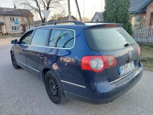 Blue Volkswagen Passat 2007 in Alytus, with an engine capacity of 1.90 L and mileage of 399 thousand km for 1050 €, photo 7 on AUTOMOTO.COM.LV