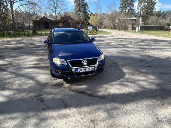 Blue Volkswagen Passat 2007 in Klaipeda, with an engine capacity of 2.00 L and mileage of 271 thousand km for 2400 €, photo 3 on AUTOMOTO.COM.LV