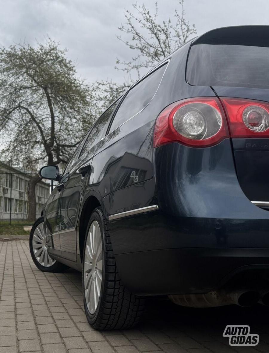 Blue Volkswagen Passat 2007 in Kaunas, with an engine capacity of 2.00 L and mileage of 222 thousand km for 2400 €, photo 14 on AUTOMOTO.COM.LV