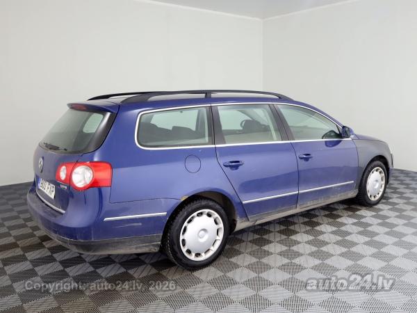 Blue Volkswagen Passat 2007 in Tallinn, with an engine capacity of 2.00 L and mileage of 288 thousand km for 599 €, photo 3 on AUTOMOTO.COM.LV