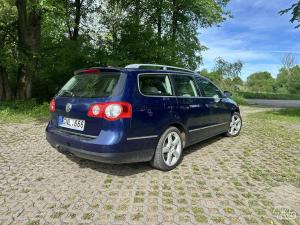 Blue Volkswagen Passat 2007 in Varena, with an engine capacity of 2.00 L and mileage of 390 thousand km for 1600 €, photo 4 on AUTOMOTO.COM.LV