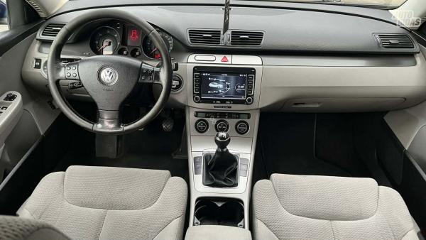 Zils Volkswagen Passat 2007 Varėna, ar dzinēja tilpumu 2.00 L un nobraukumu 390 tūkst. km par 1600 €, foto 8 vietnē AUTOMOTO.COM.LV
