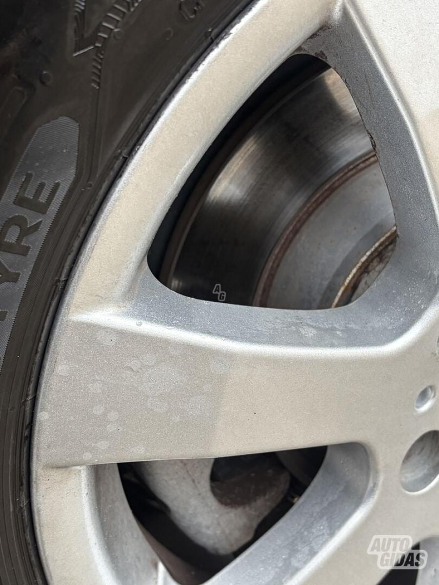 Zils Volkswagen Passat 2007 Lazdijai, ar dzinēja tilpumu 2.00 L un nobraukumu 255 tūkst. km par 3150 €, foto 13 vietnē AUTOMOTO.COM.LV