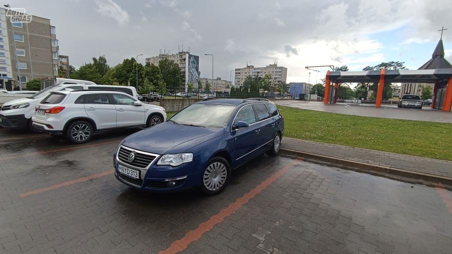 Zils Volkswagen Passat 2007 Viļņa, ar dzinēja tilpumu 2.00 L un nobraukumu 370 tūkst. km par 1350 €, foto 1 vietnē AUTOMOTO.COM.LV