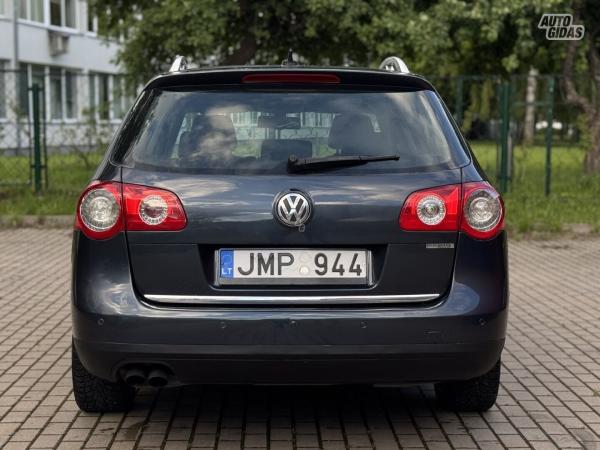 Blue Volkswagen Passat 2007 in Kaunas, with an engine capacity of 2.00 L and mileage of 300 thousand km for 2500 €, photo 6 on AUTOMOTO.COM.LV