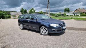 Blue Volkswagen Passat 2007 in Vilnius, with an engine capacity of 1.97 L and mileage of 390 thousand km for 850 €, photo 4 on AUTOMOTO.COM.LV