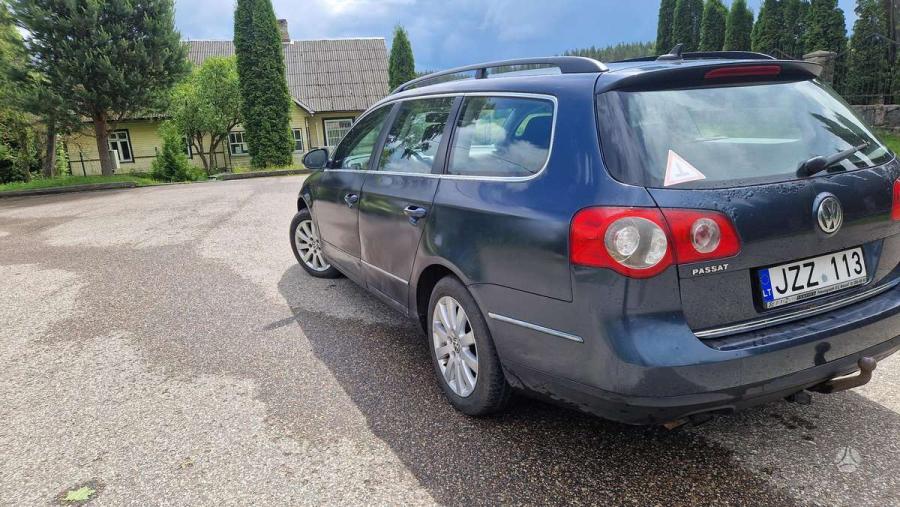 Blue Volkswagen Passat 2007 in Vilnius, with an engine capacity of 1.97 L and mileage of 390 thousand km for 850 €, photo 8 on AUTOMOTO.COM.LV
