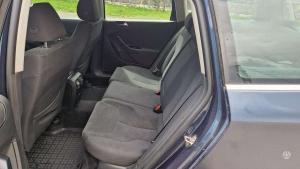 Blue Volkswagen Passat 2007 in Vilnius, with an engine capacity of 1.97 L and mileage of 390 thousand km for 850 €, photo 14 on AUTOMOTO.COM.LV