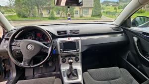 Blue Volkswagen Passat 2007 in Vilnius, with an engine capacity of 1.97 L and mileage of 390 thousand km for 850 €, photo 18 on AUTOMOTO.COM.LV