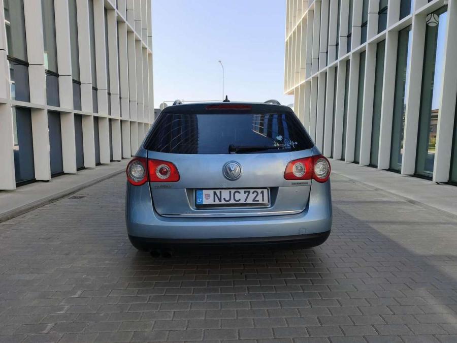 Blue Volkswagen Passat 2007 in Vilnius, with an engine capacity of 2.00 L and mileage of 280 thousand km for 1400 €, photo 8 on AUTOMOTO.COM.LV