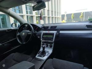 Blue Volkswagen Passat 2007 in Vilnius, with an engine capacity of 2.00 L and mileage of 280 thousand km for 1400 €, photo 13 on AUTOMOTO.COM.LV