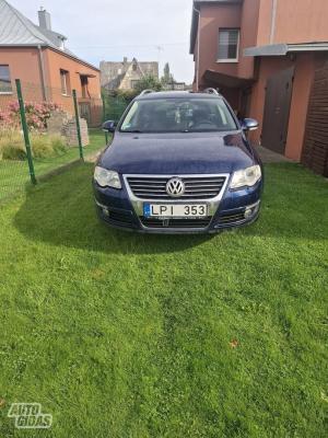 Zils Volkswagen Passat 2007 Kauņa, ar dzinēja tilpumu 2.00 L un nobraukumu 355 tūkst. km par 1150 €, foto  vietnē AUTOMOTO.COM.LV
