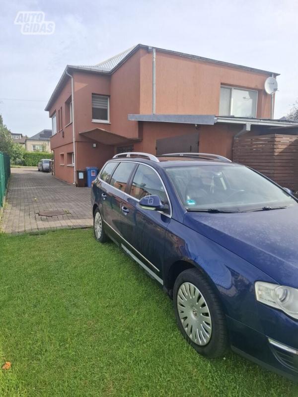 Blue Volkswagen Passat 2007 in Kaunas, with an engine capacity of 2.00 L and mileage of 355 thousand km for 1150 €, photo 4 on AUTOMOTO.COM.LV
