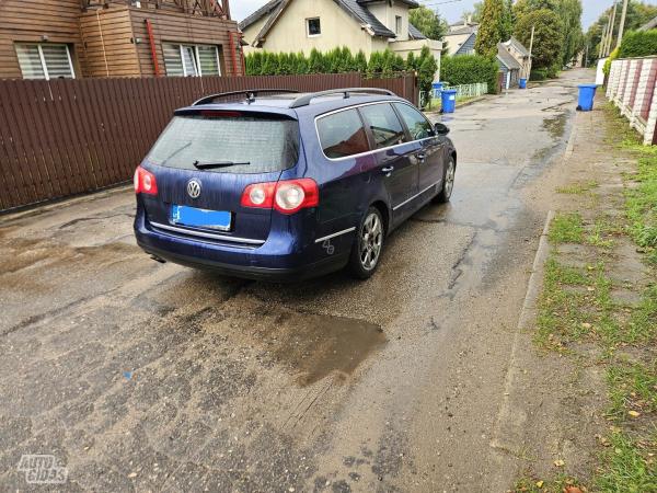 Blue Volkswagen Passat 2007 in Vilkaviskis, with an engine capacity of 2.00 L and mileage of 381 thousand km for 950 €, photo 4 on AUTOMOTO.COM.LV