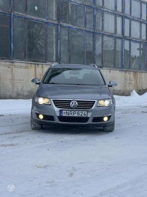 Blue Volkswagen Passat 2008 in Panevezys, with an engine capacity of 3.20 L and mileage of 265 thousand km for 2500 €, photo 2 on AUTOMOTO.COM.LV