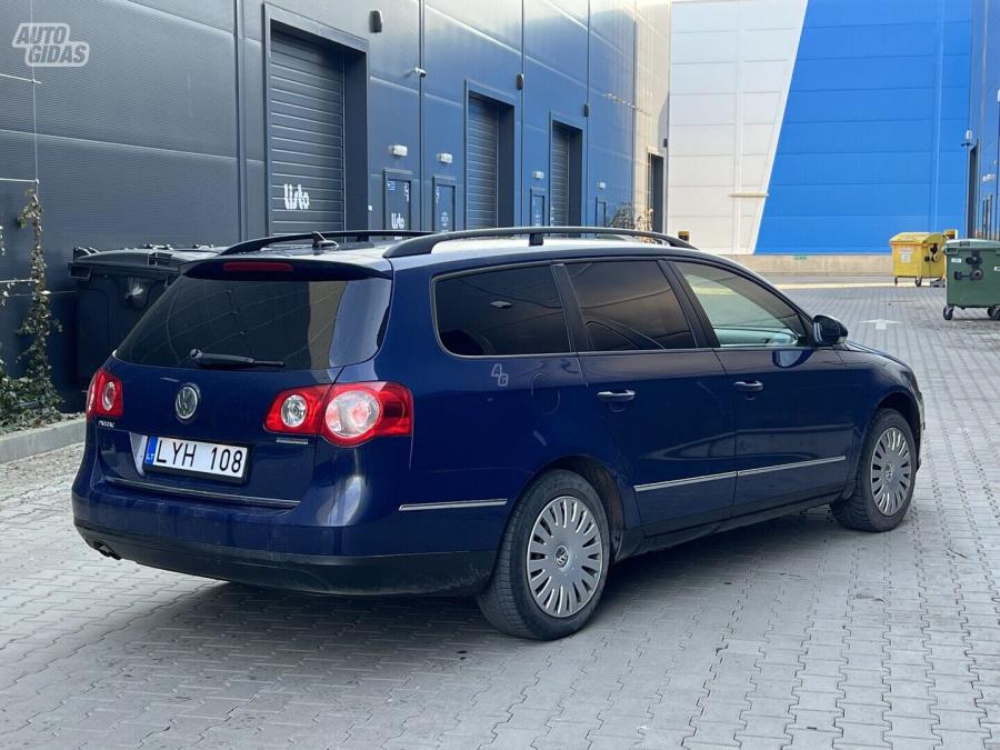 Blue Volkswagen Passat 2008 in Klaipeda, with an engine capacity of 1.90 L and mileage of 331 thousand km for 1450 €, photo 5 on AUTOMOTO.COM.LV