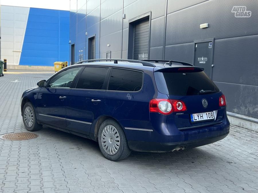 Blue Volkswagen Passat 2008 in Klaipeda, with an engine capacity of 1.90 L and mileage of 331 thousand km for 1450 €, photo 8 on AUTOMOTO.COM.LV