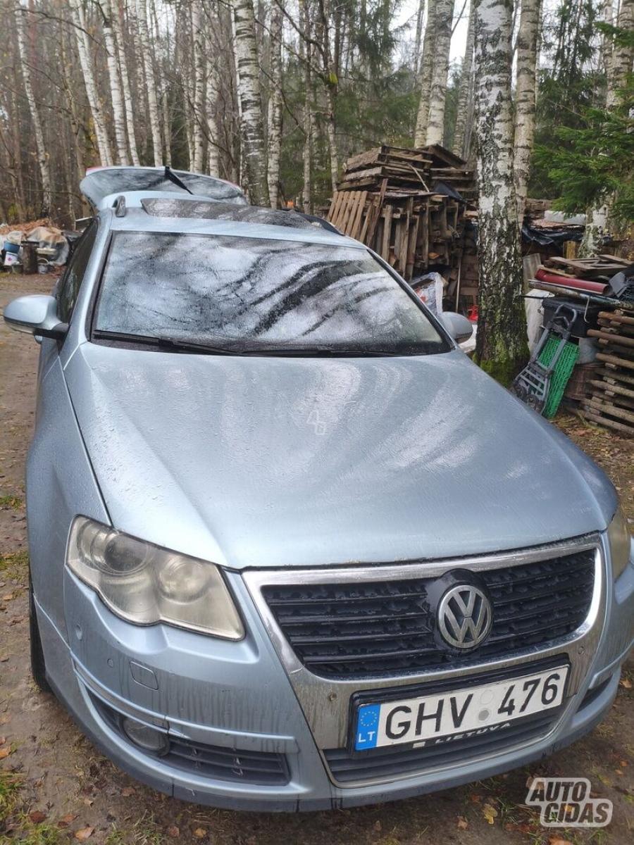 Blue Volkswagen Passat 2008 in Vilnius, with an engine capacity of 2.00 L and mileage of 275 thousand km for 3000 €, photo 1 on AUTOMOTO.COM.LV