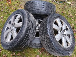 Blue Volkswagen Passat 2008 in Vilnius, with an engine capacity of 2.00 L and mileage of 275 thousand km for 3000 €, photo 14 on AUTOMOTO.COM.LV